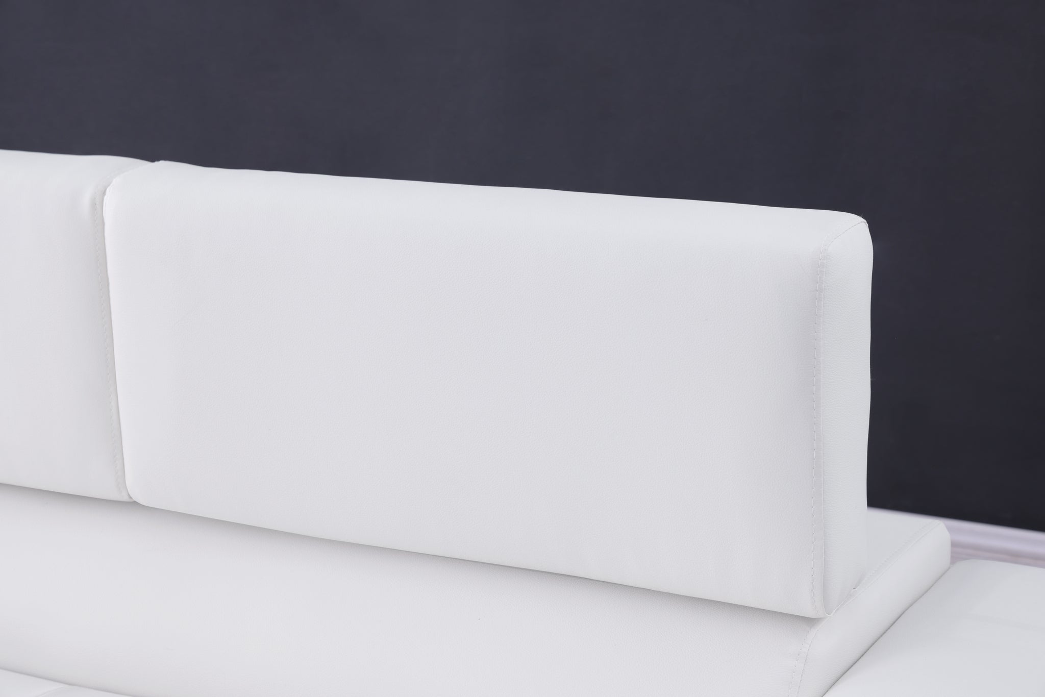 S1047 Magic White (LED & Speaker)
